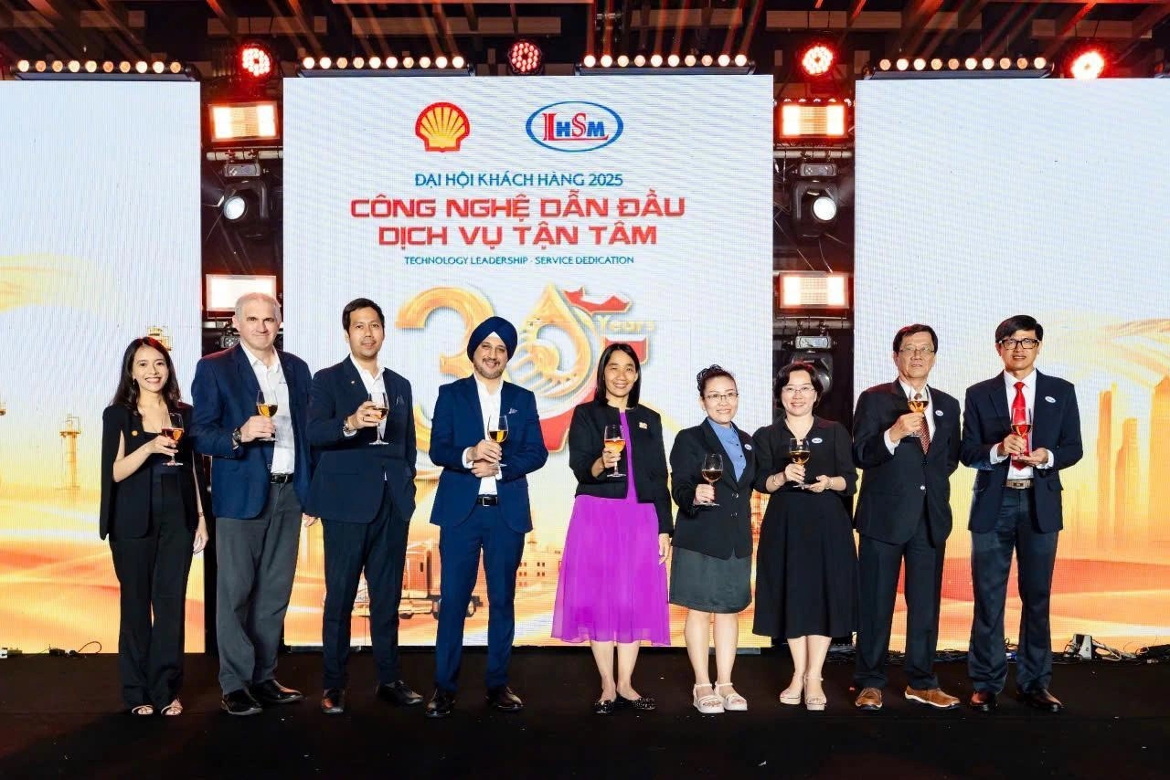 Lê Hùng Sao Mai Introduces Shell's New Generation Oil Products - Lê Hùng Sao Mai